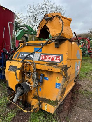 Lucas Raptor | Halse
